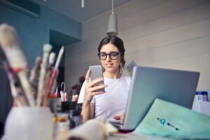 Acquisitie betekenis: uitleg, vormen en zakelijke voorbeelden - Funkiblog